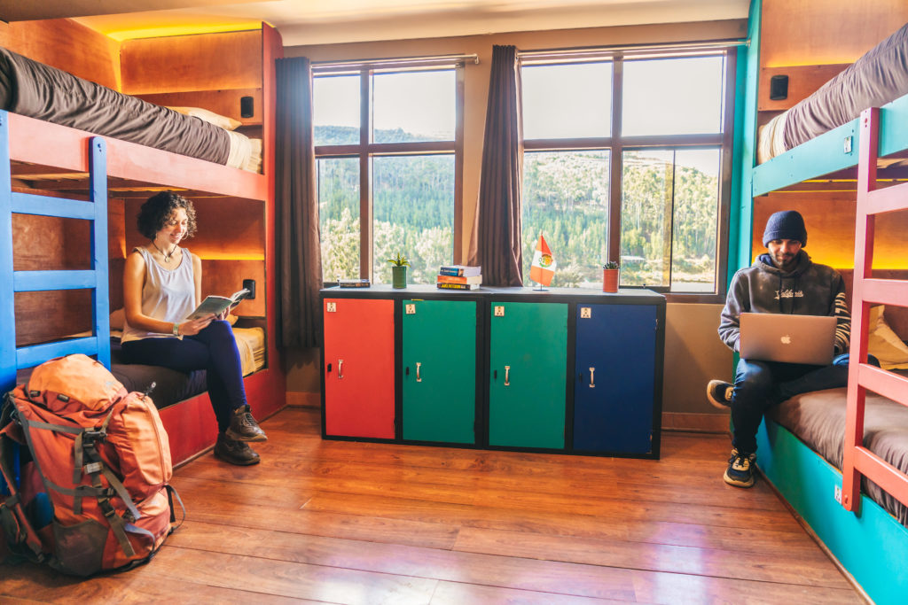 WR – Wild Rover Hostels